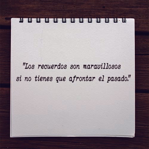 +30 Frases de Recuerdos para viajar en el tiempo [2025]